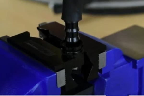 How to Install Push Lock Fittings? - Topa Blog