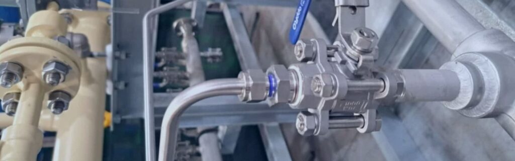 Compression vs Threaded Fitting: Choosing the Right Fitting